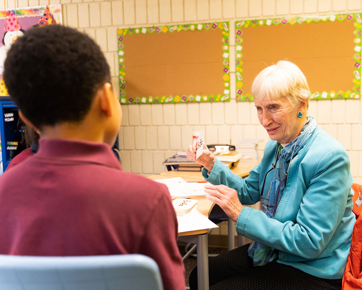 Volunteer Opportunities – Denver Metro - VOA Colorado